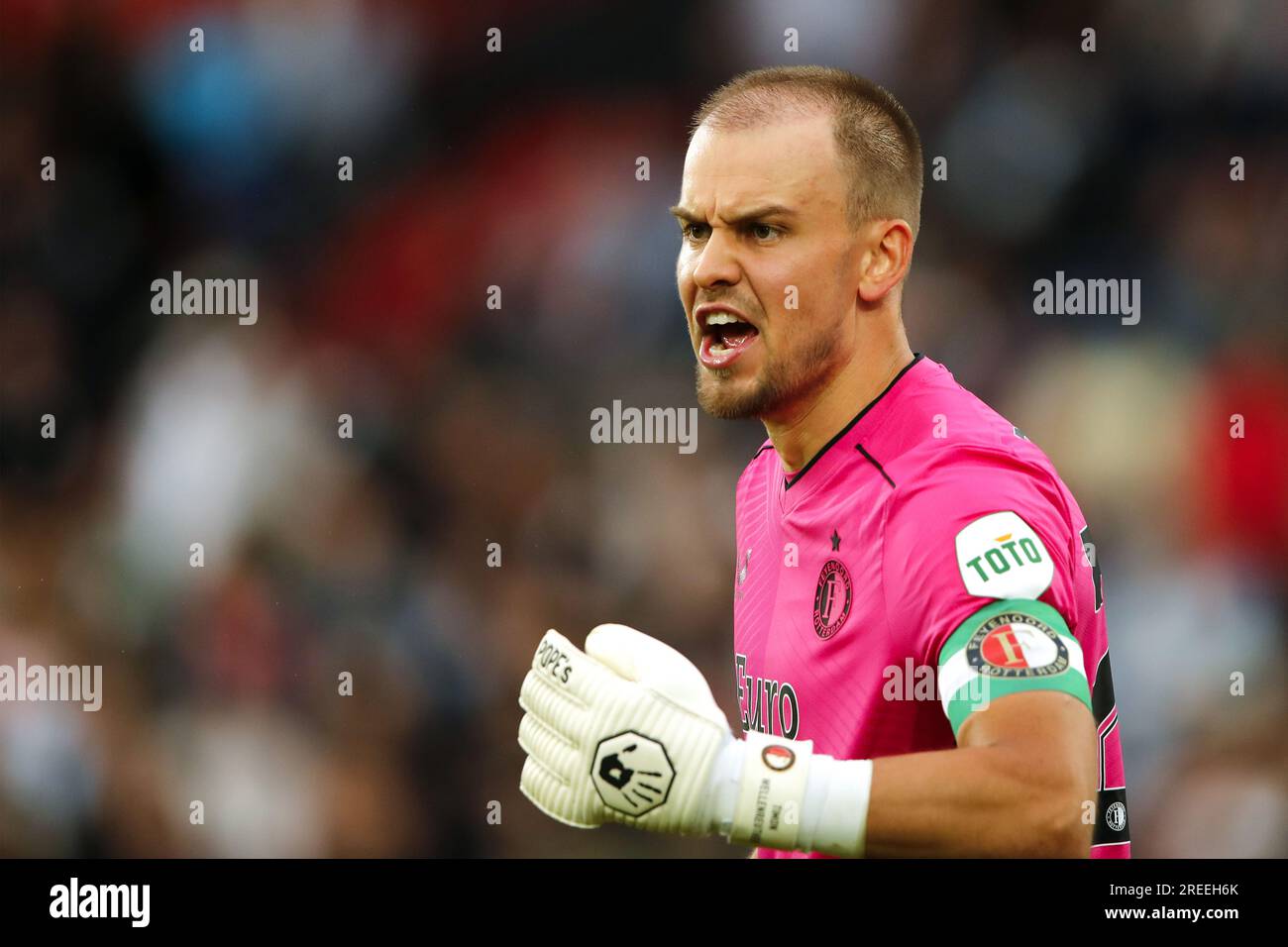 ROTTERDAM - Feyenoord goalkeeper Timon Wellenreuther during the ...