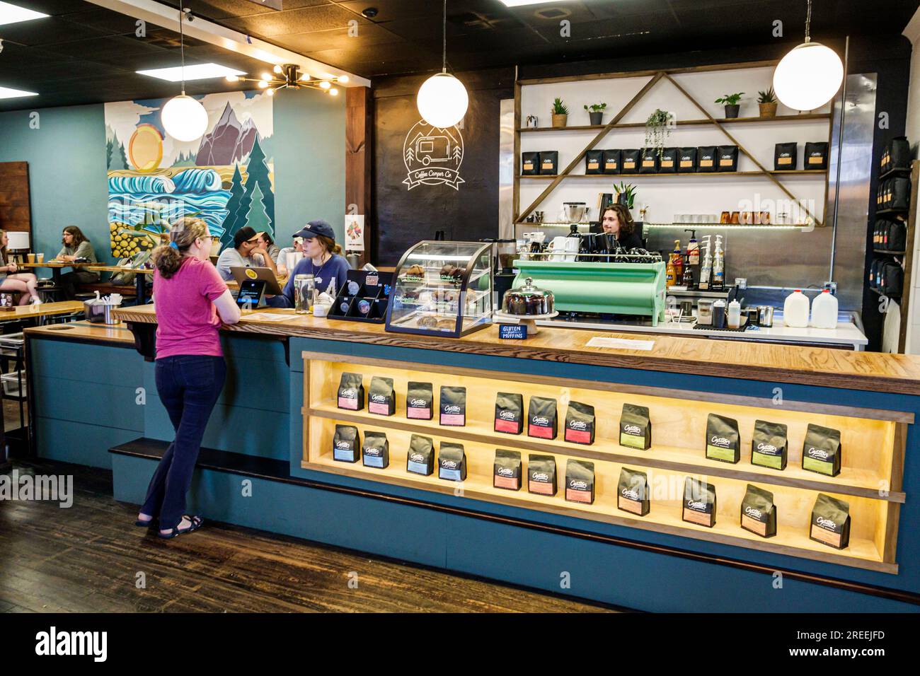 Monroe Georgia,small town city lifestyle,Caption Coffee Roasters cafe ...