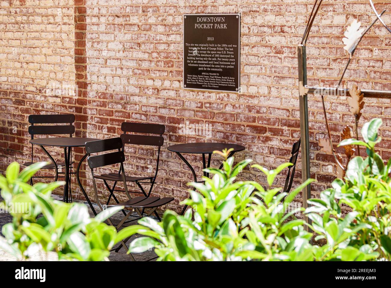 Downtown monroe georgia hi-res stock photography and images - Alamy