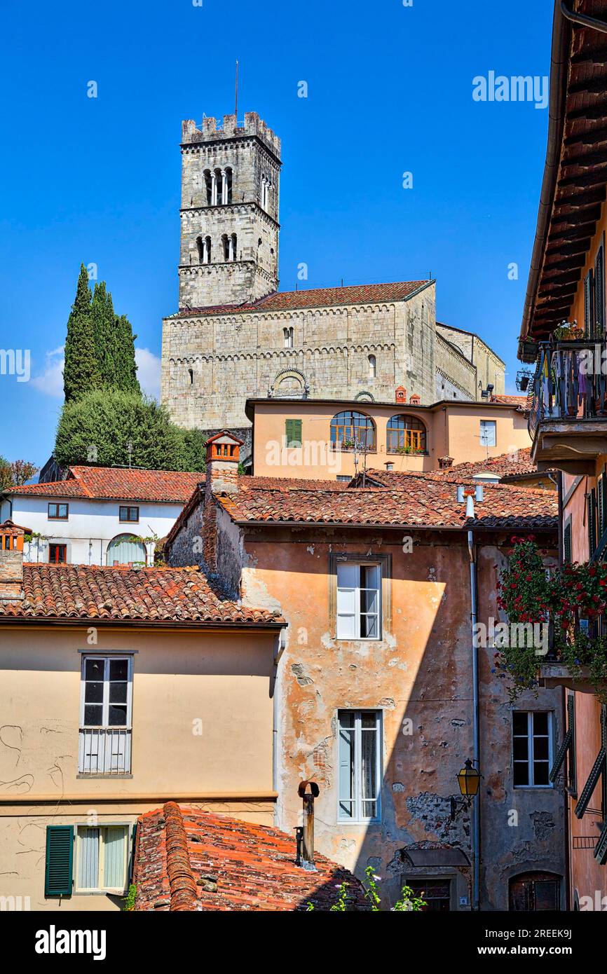 Dome of Barga with blue sky, Tuscany Italy Stock Photo - Alamy