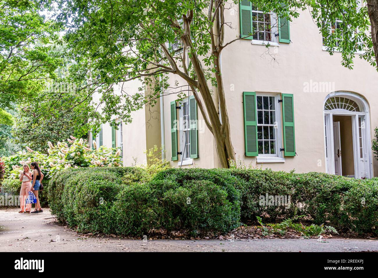 Federal style architecture hi-res stock photography and images - Alamy