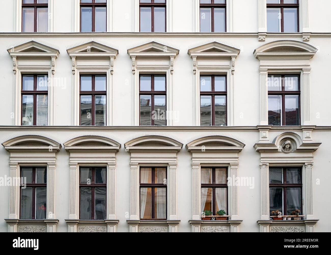Beautiful old house with stucco in Berlin, Kreuzberg Stock Photo - Alamy