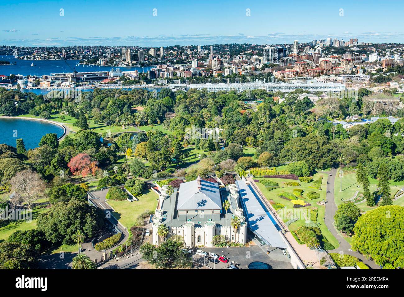 Sydney Conservatorium of Music, in the botanical gardens, Sydney, New ...