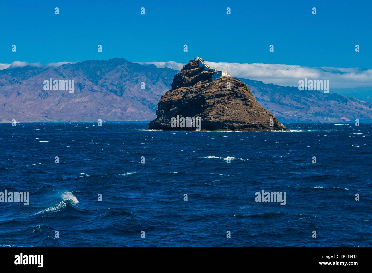 Small lighthouse building hi-res stock photography and images - Alamy