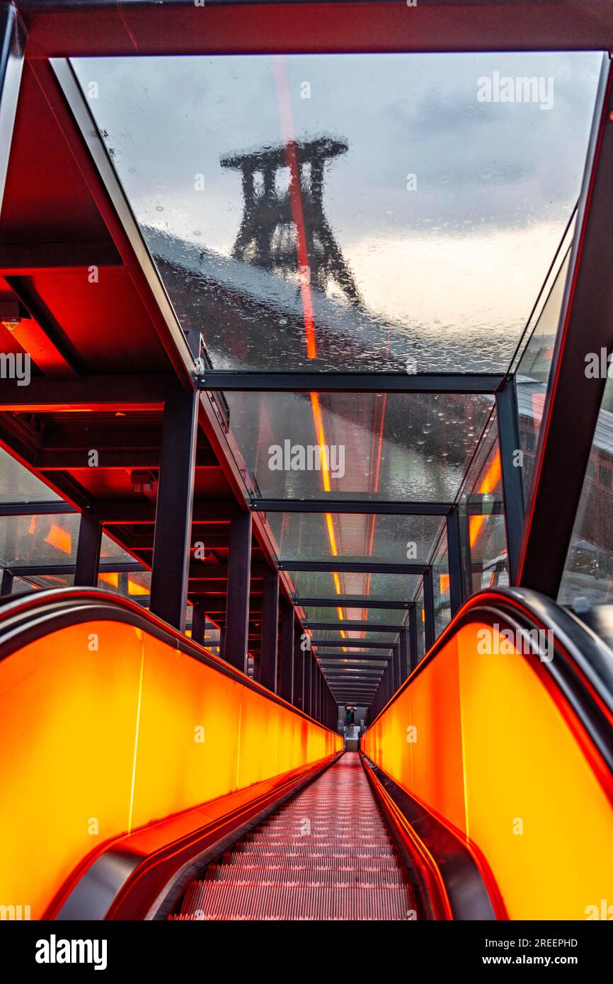 Zollverein colliery, rainy day, riding the escalator of the Ruhr Museum ...