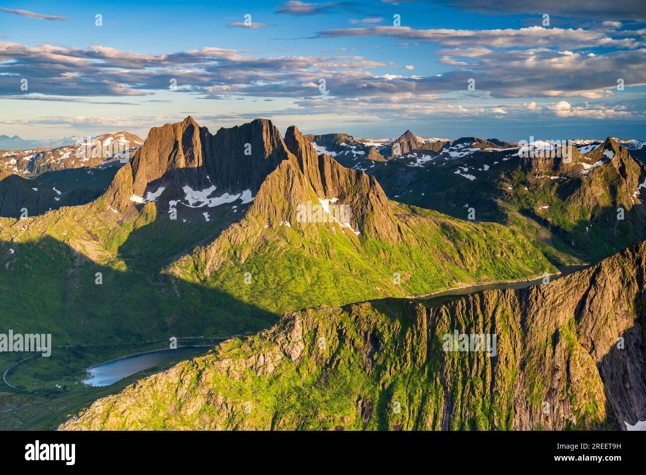 Tinden hi-res stock photography and images - Alamy