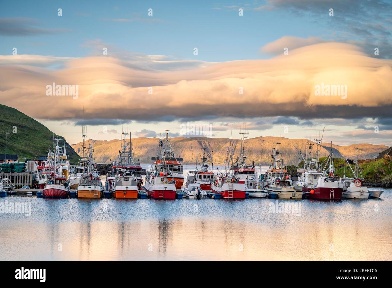 Fishing boats in Kamoyvaer harbour, Mageroya Island, Nordkapp, Troms og ...
