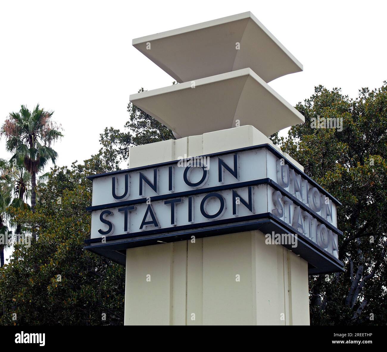 Union Station sign in Los Angeles, California Stock Photo - Alamy