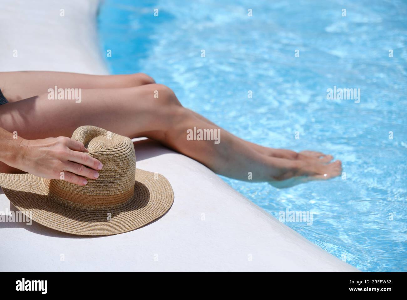 Feet in clear water sunlight hi-res stock photography and images - Alamy