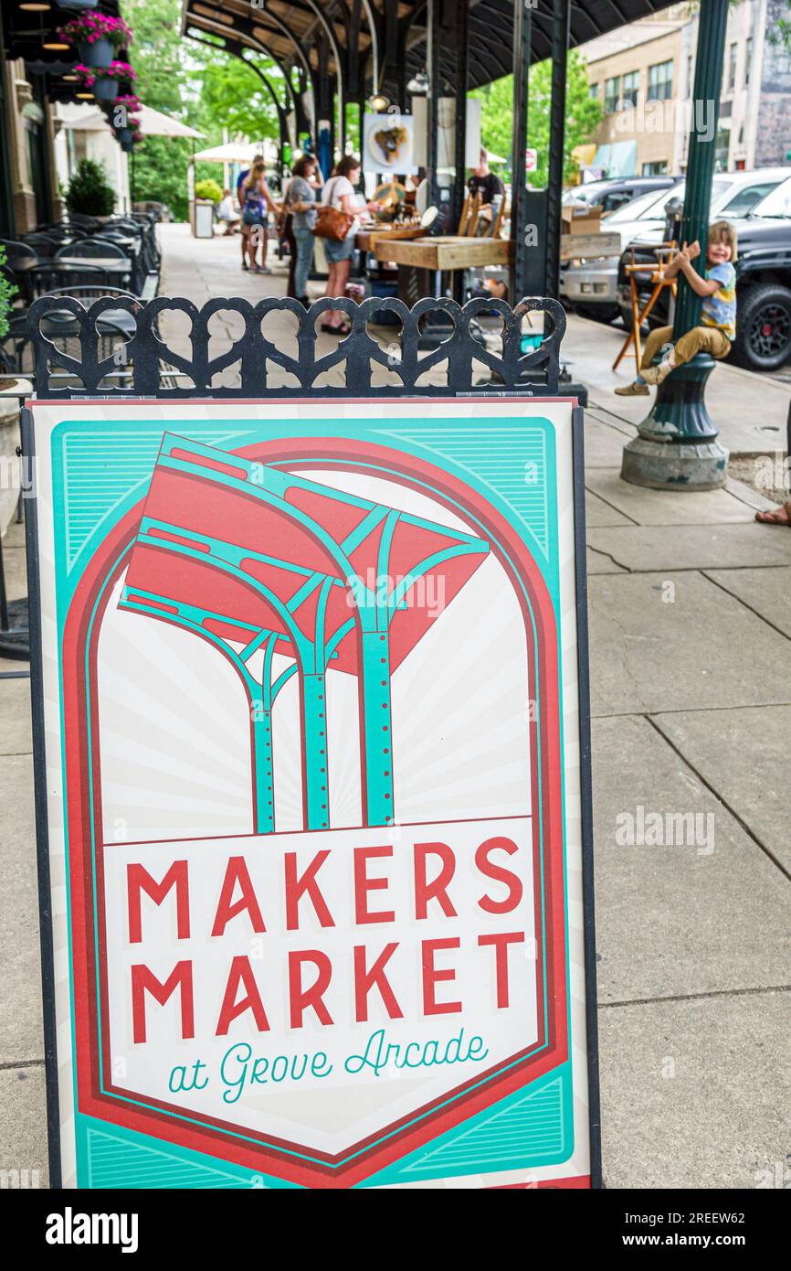 Makers market at grove arcade hi-res stock photography and images - Alamy