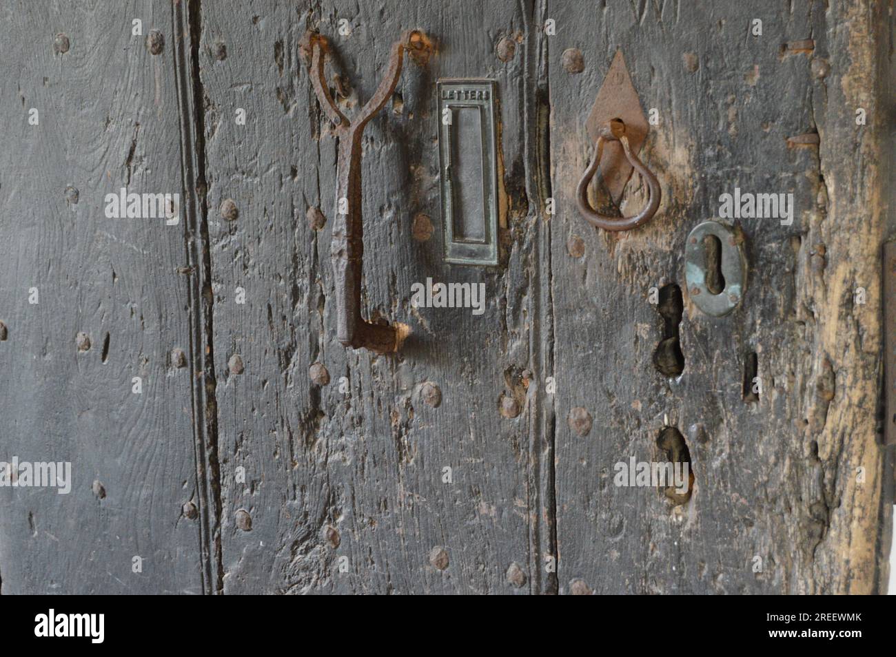 Ancient gates hi-res stock photography and images - Alamy