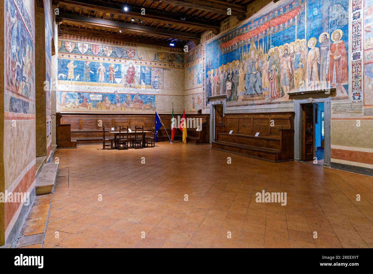 Dante hall hi-res stock photography and images - Alamy