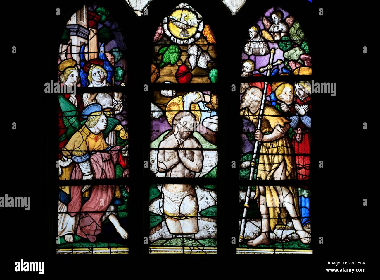 16th century leaded glass window, Chapelle Notre-Dame du Crann, Spezet ...