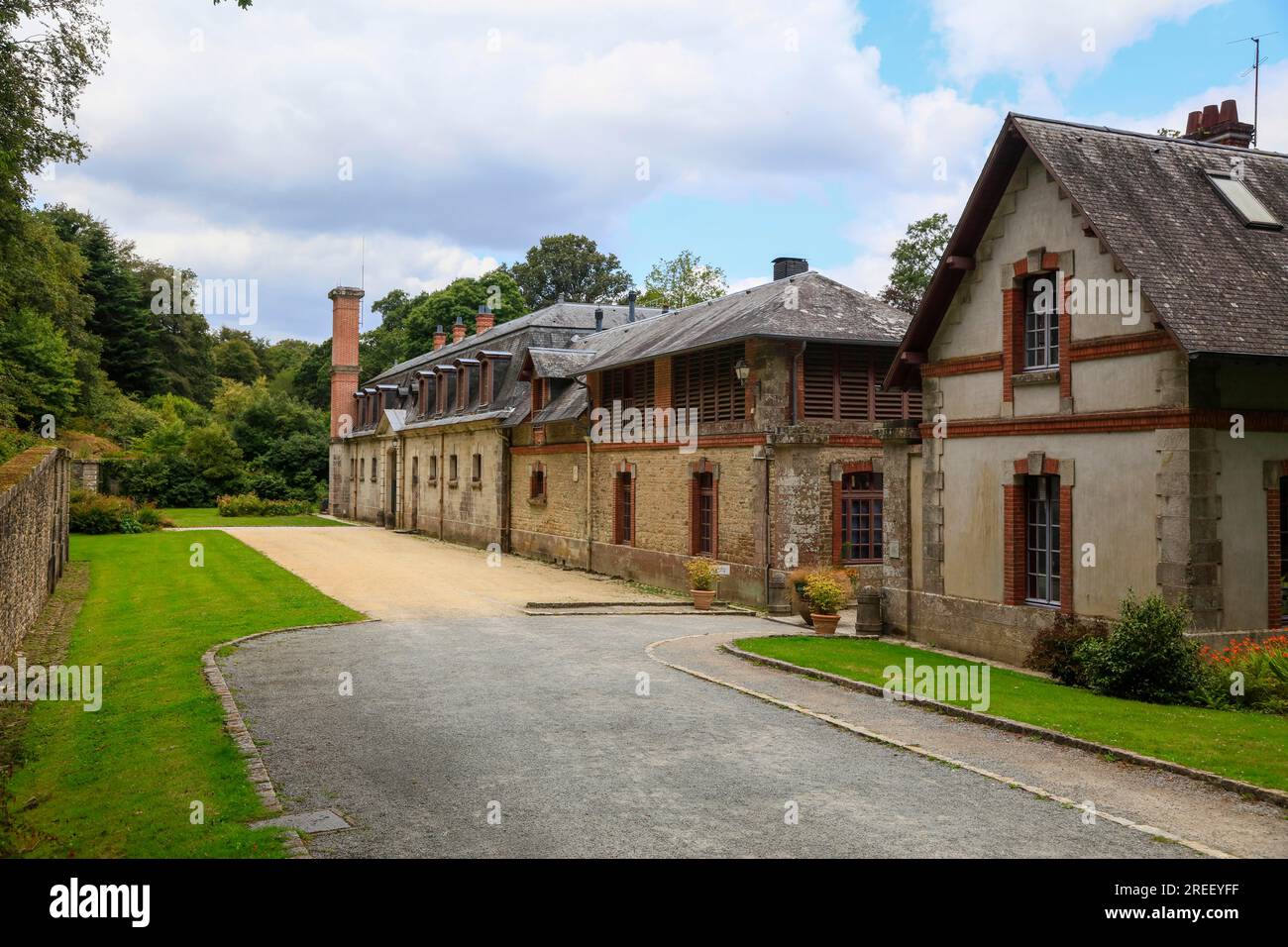 Victorian stables hi-res stock photography and images - Alamy