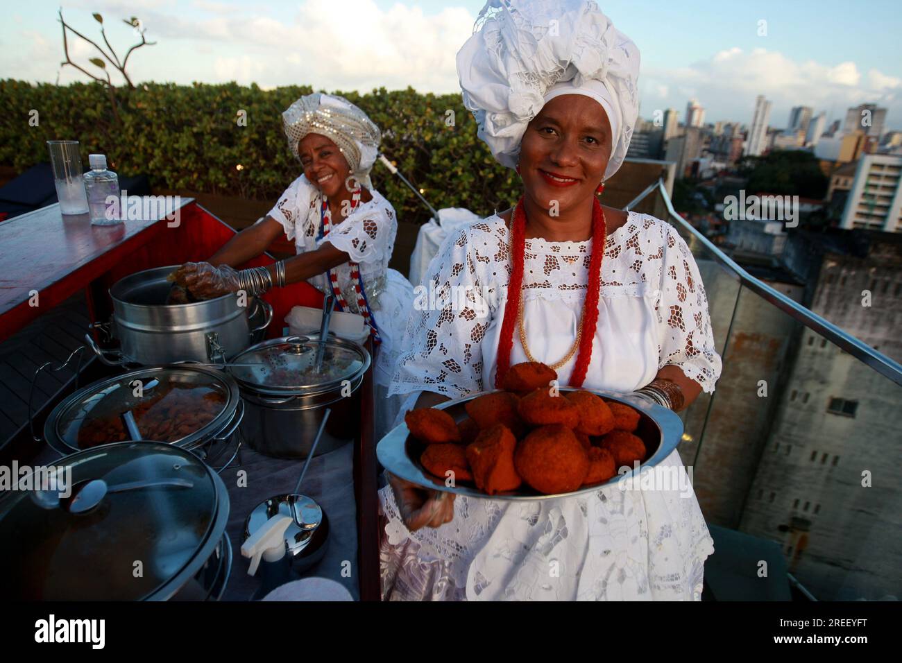 salvador, bahia, brazil - jule 15, 2023: cold baiana acaraje in palm ...