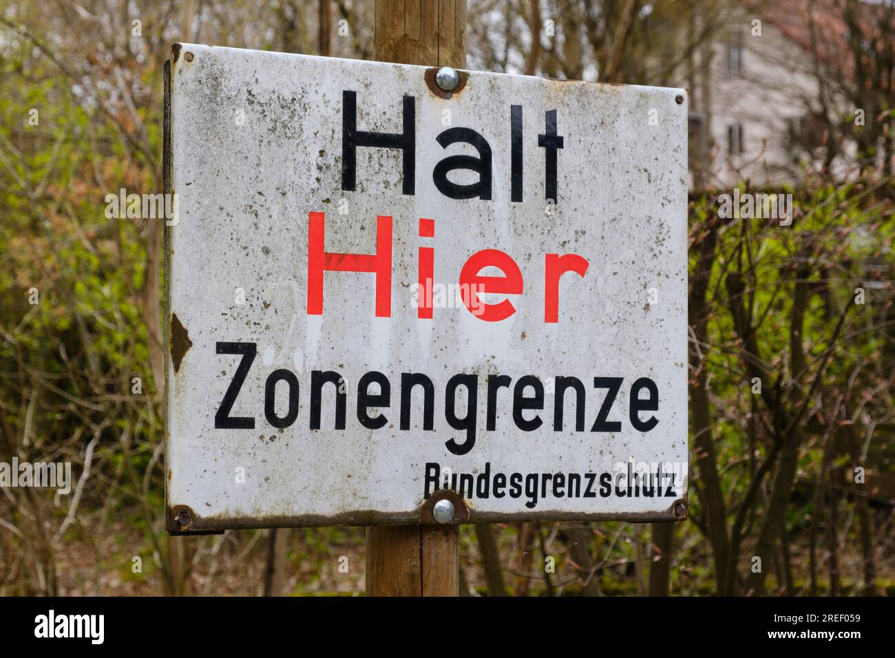 Border stop hi-res stock photography and images - Alamy
