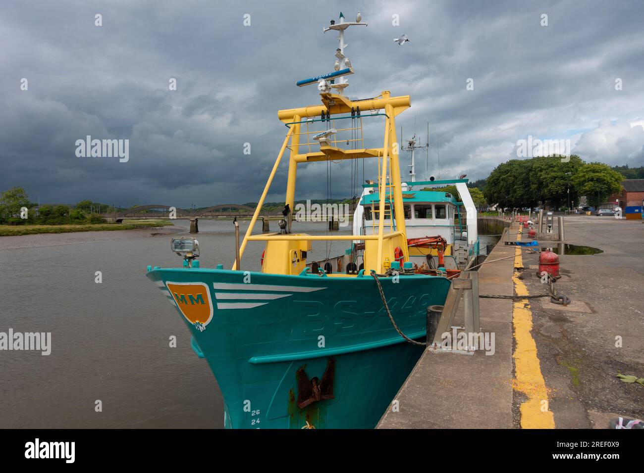 Mussel harvester hi-res stock photography and images - Alamy