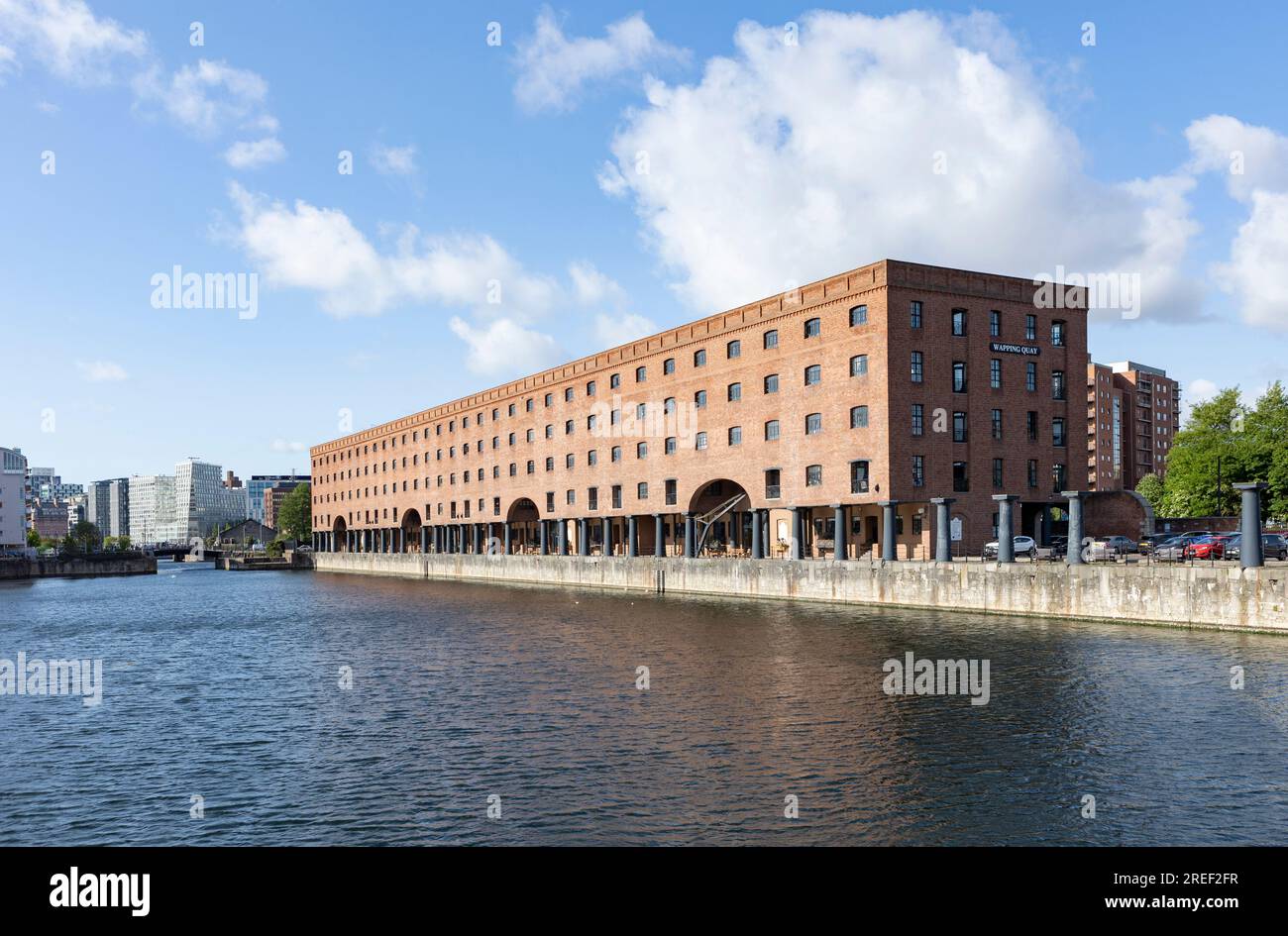 Victorian brick warehouse wall hi-res stock photography and images - Alamy