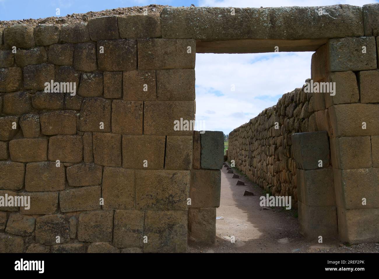 Different Ruin walls build by Inca- and Cañari indigenous people ...