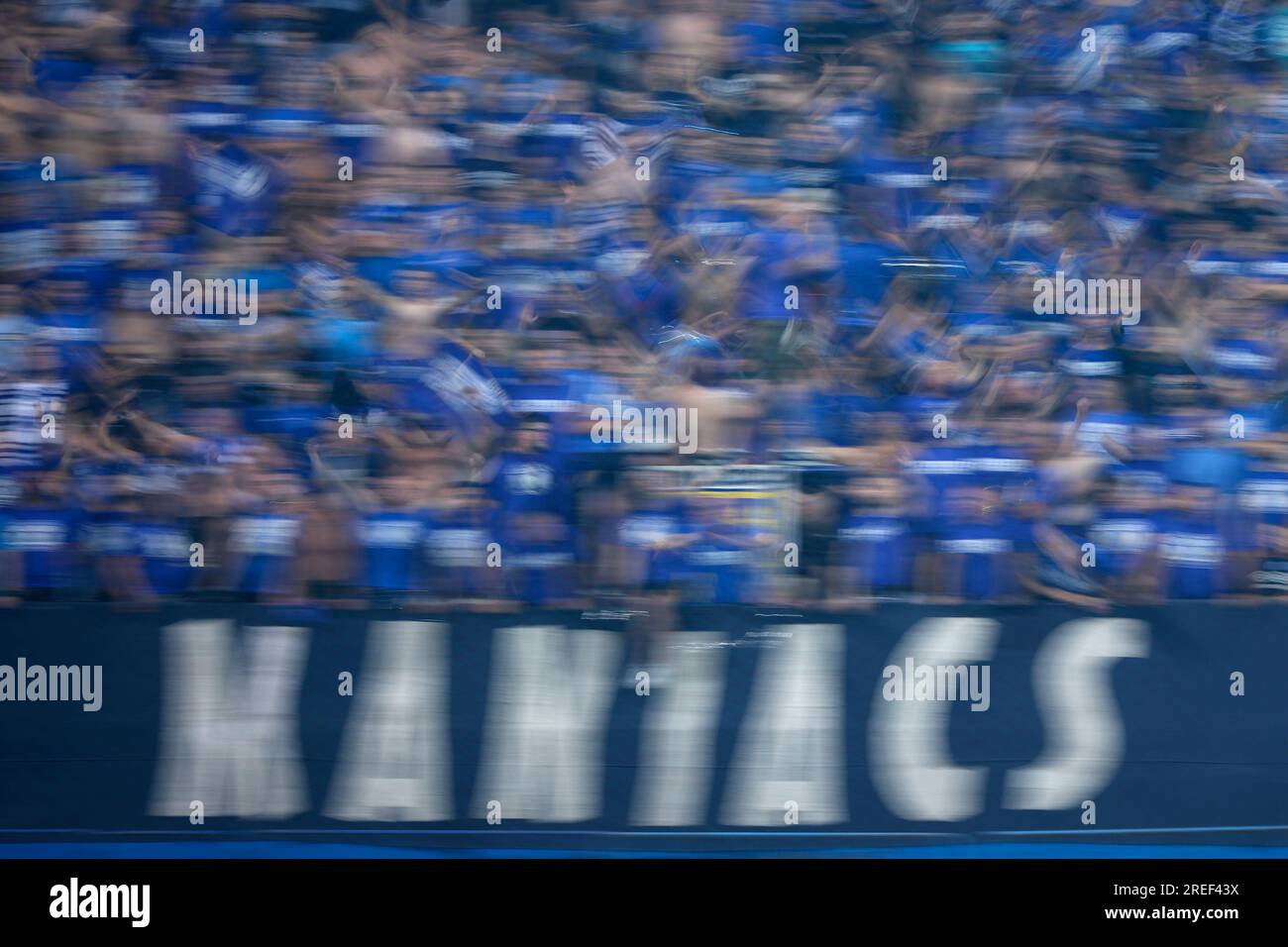 Photo maniacs hi-res stock photography and images - Alamy