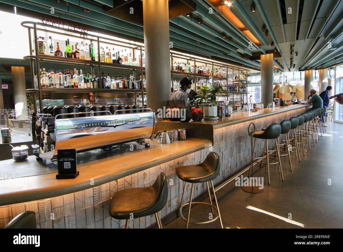 Alexandra cocktail hi-res stock photography and images - Alamy