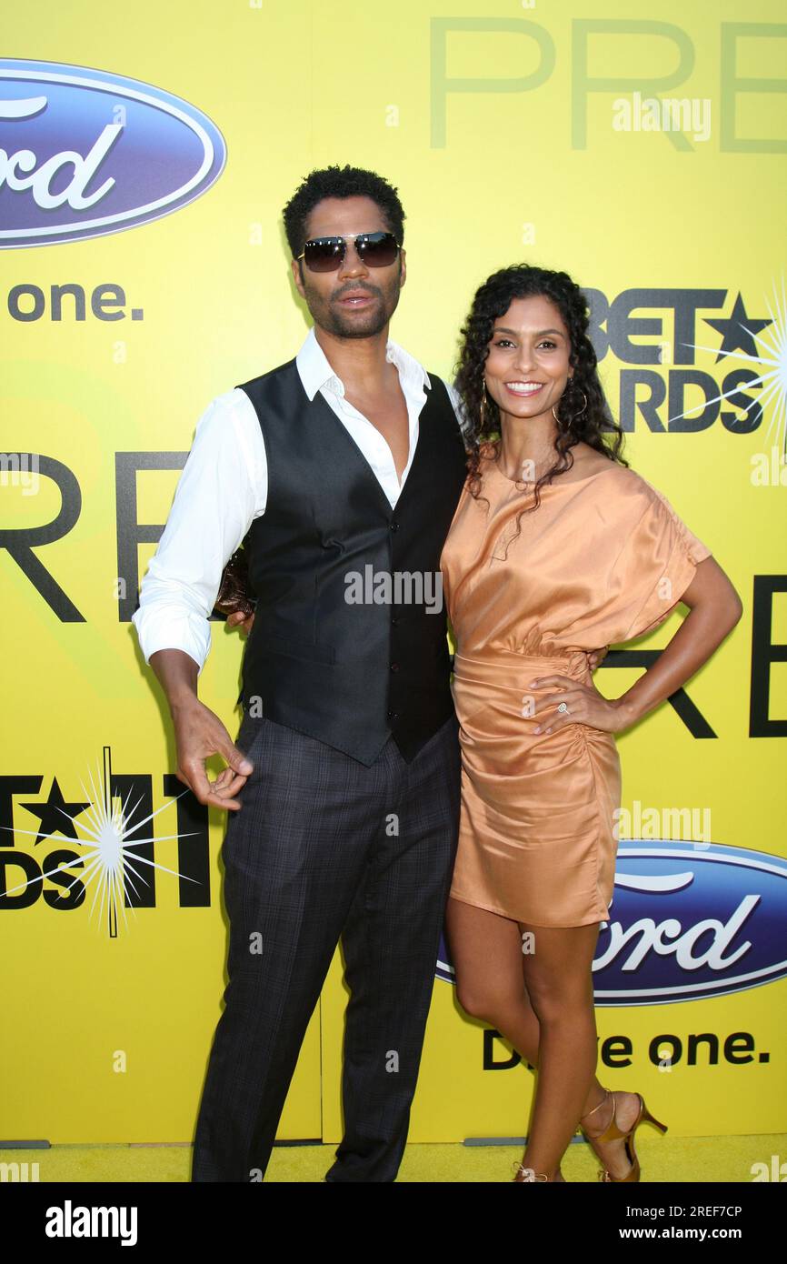 LOS ANGELES - JUN 25: Eric Benet, fiance Manuela Testolini arriving at ...