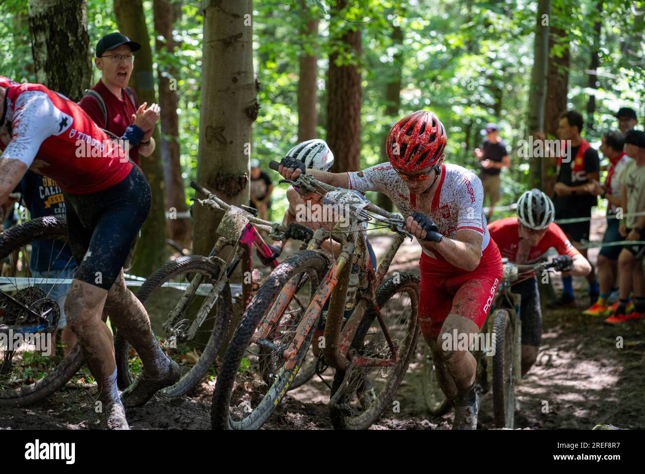 Run cycle race hi-res stock photography and images - Alamy