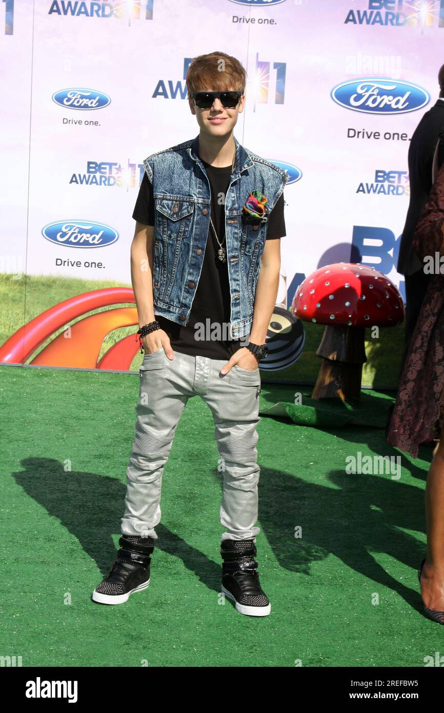 LOS ANGELES - JUN 26: Justin Bieber arriving at the 11th Annual BET ...