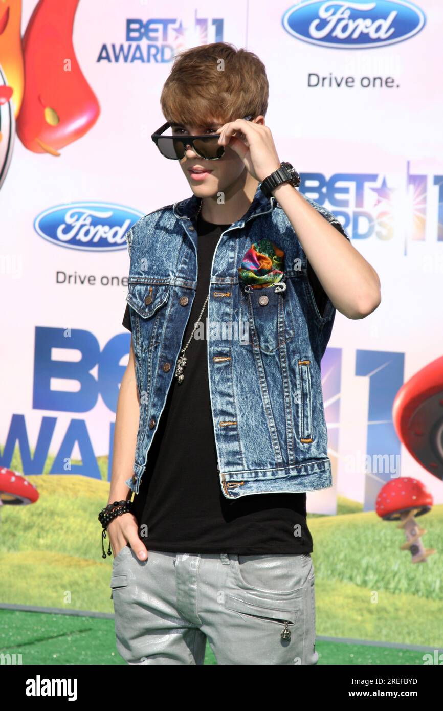 LOS ANGELES - JUN 26: Justin Bieber arriving at the 11th Annual BET ...