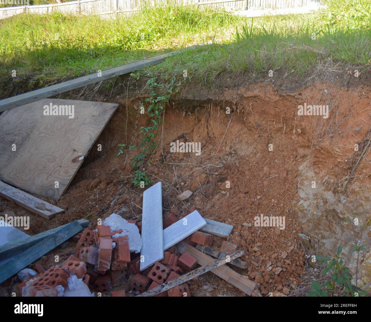 The mess left from building work in a backyard Stock Photo - Alamy
