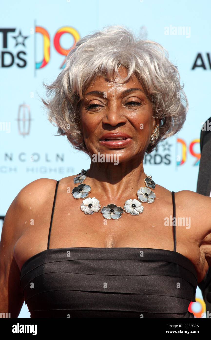Nichelle Nichols arriving at the BET Awards 2009 at the Shrine ...