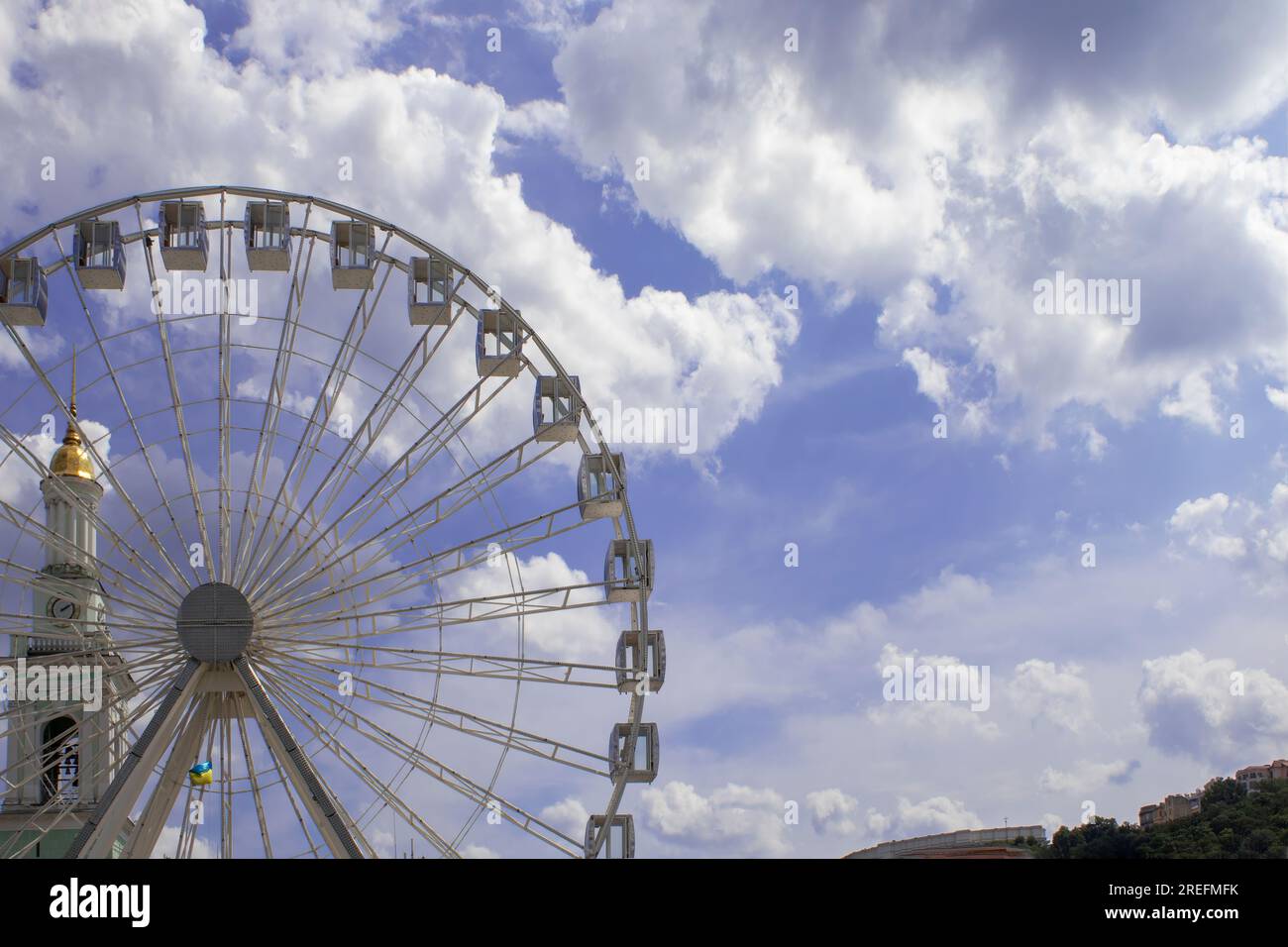 Modern day ferris wheel hi-res stock photography and images - Alamy