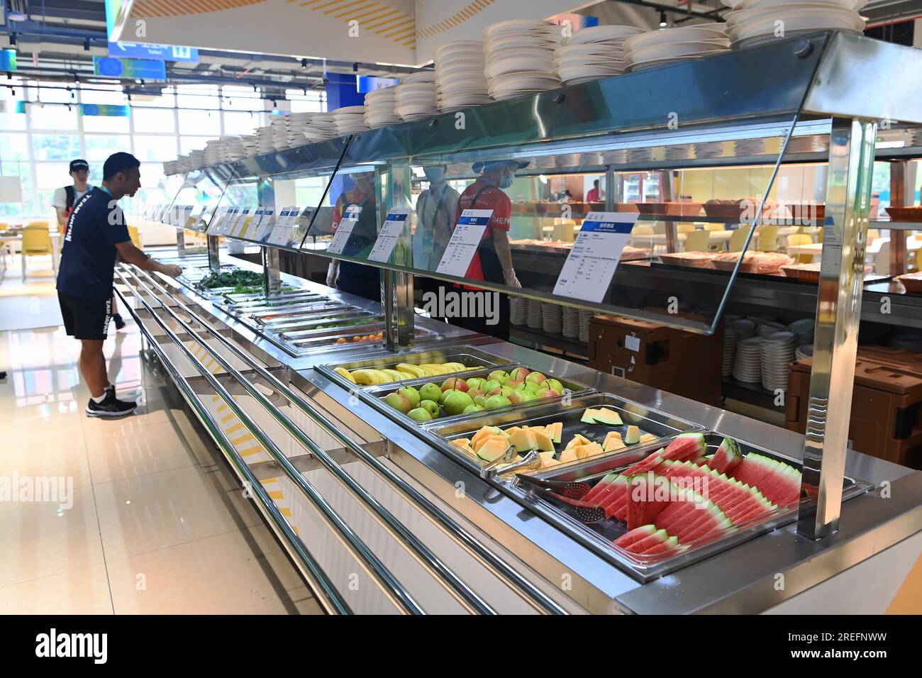 **CHINESE MAINLAND, HONG KONG, MACAU AND TAIWAN OUT** Visit the dining ...