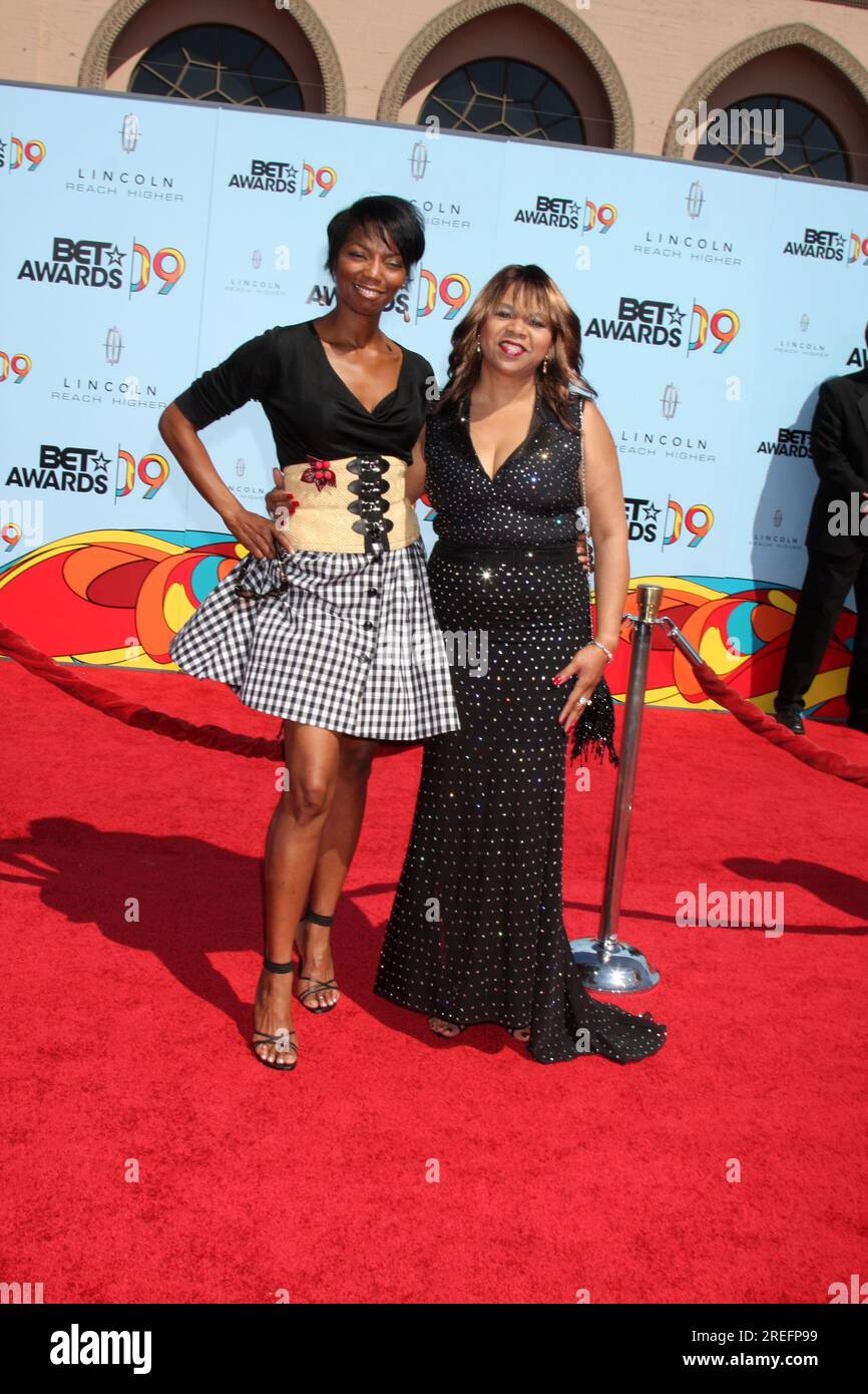 Vanessa & Denice Williams arriving at the BET Awards 2009 at the Shrine ...