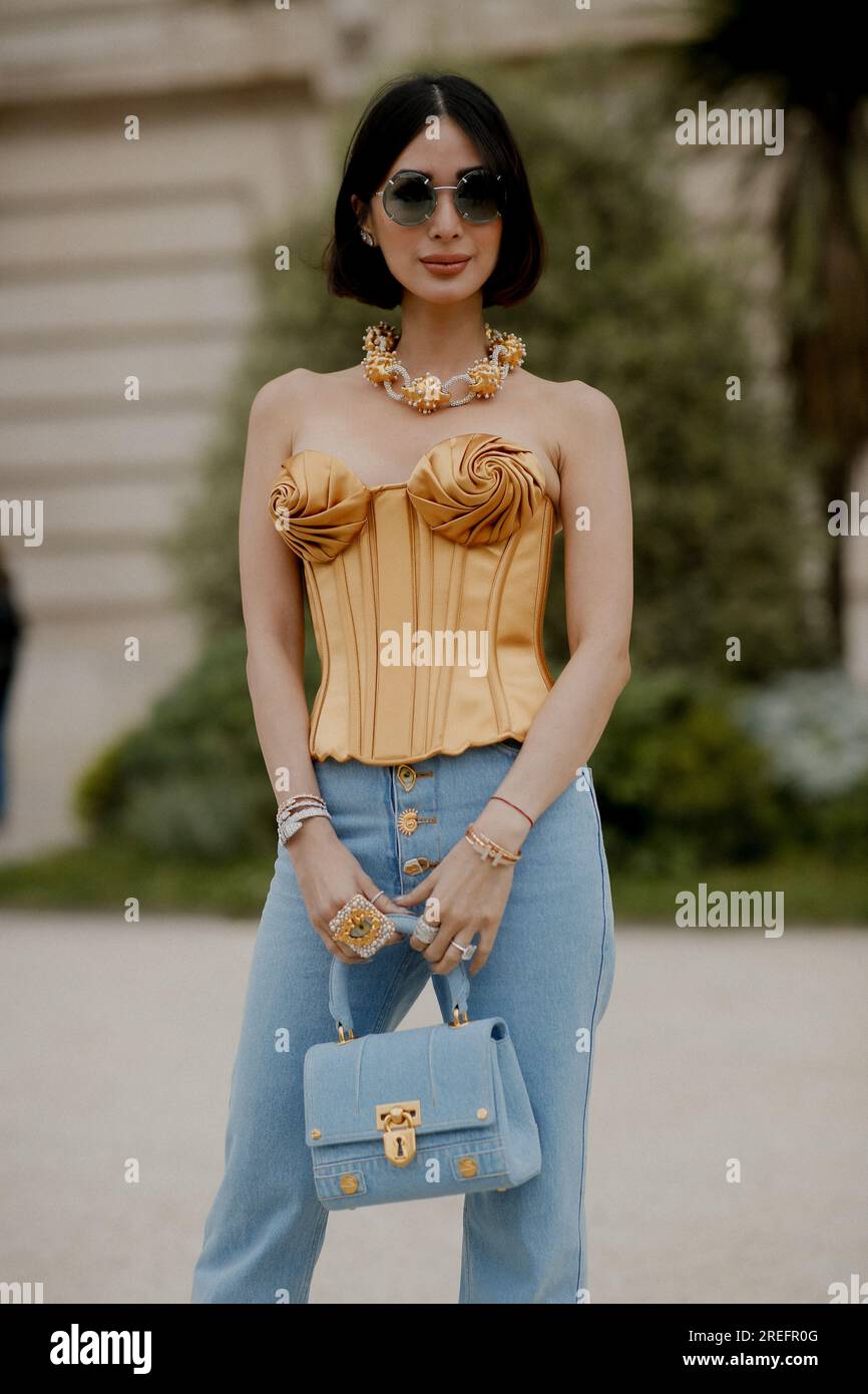Street style, Heart Evangelista arriving at Schiaparelli Fall-Winter ...