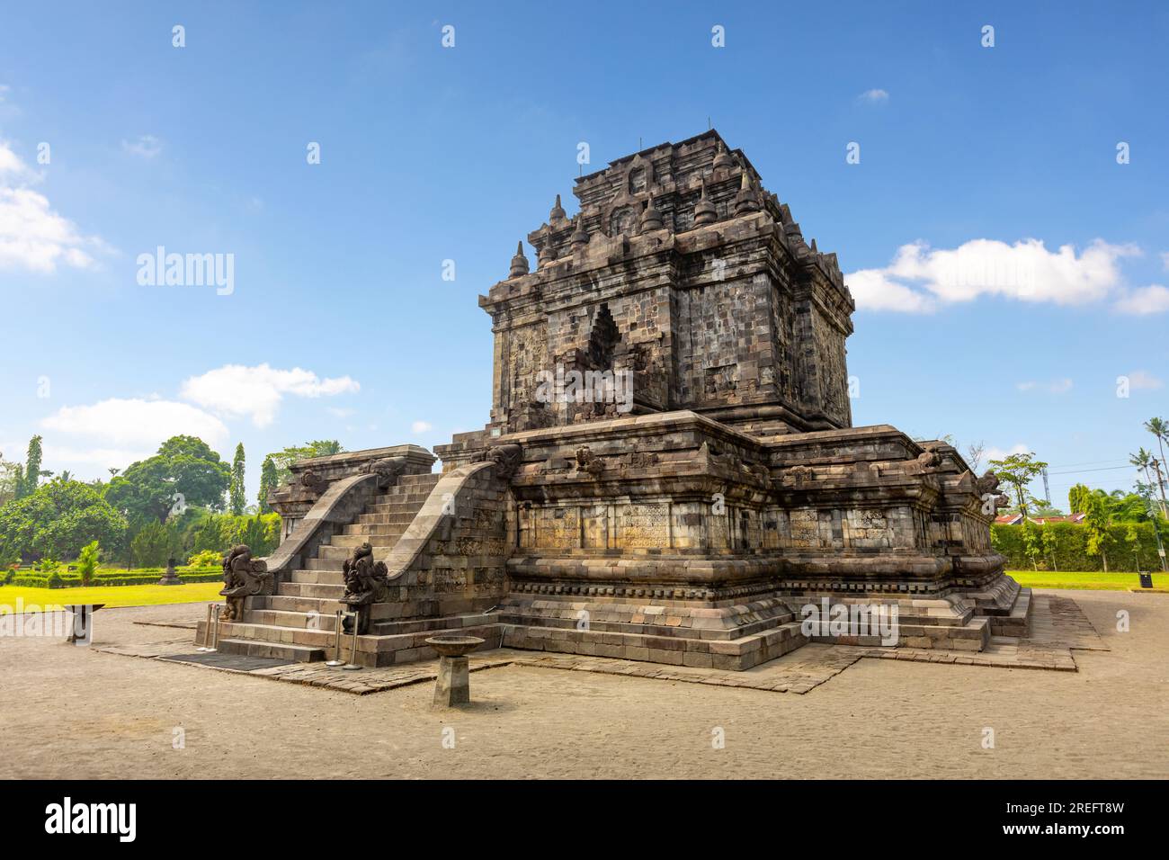 Candi Mendut, a 9th century Buddhist temple near Borobudur in ...
