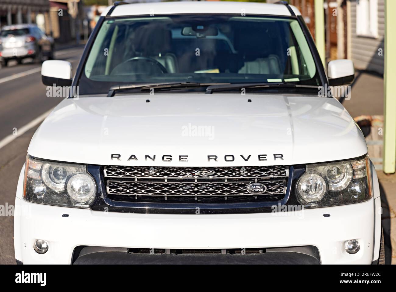 SUV Range Rover / A 2012 White Range Rover Sport HSE Wagon parked in ...