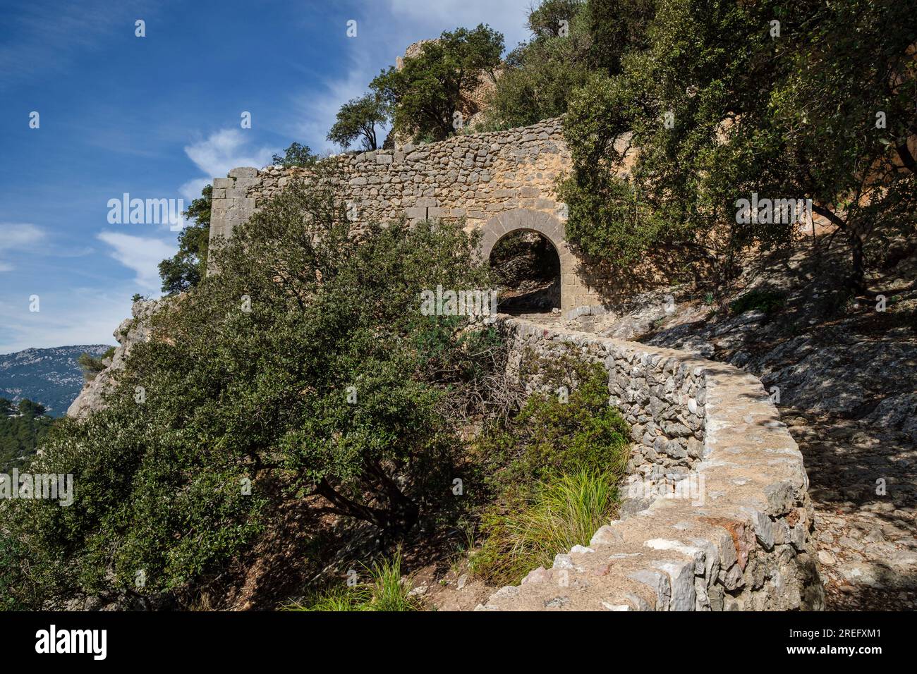 access portal to the main entrance, Alaro castle, Alaro, Mallorca ...