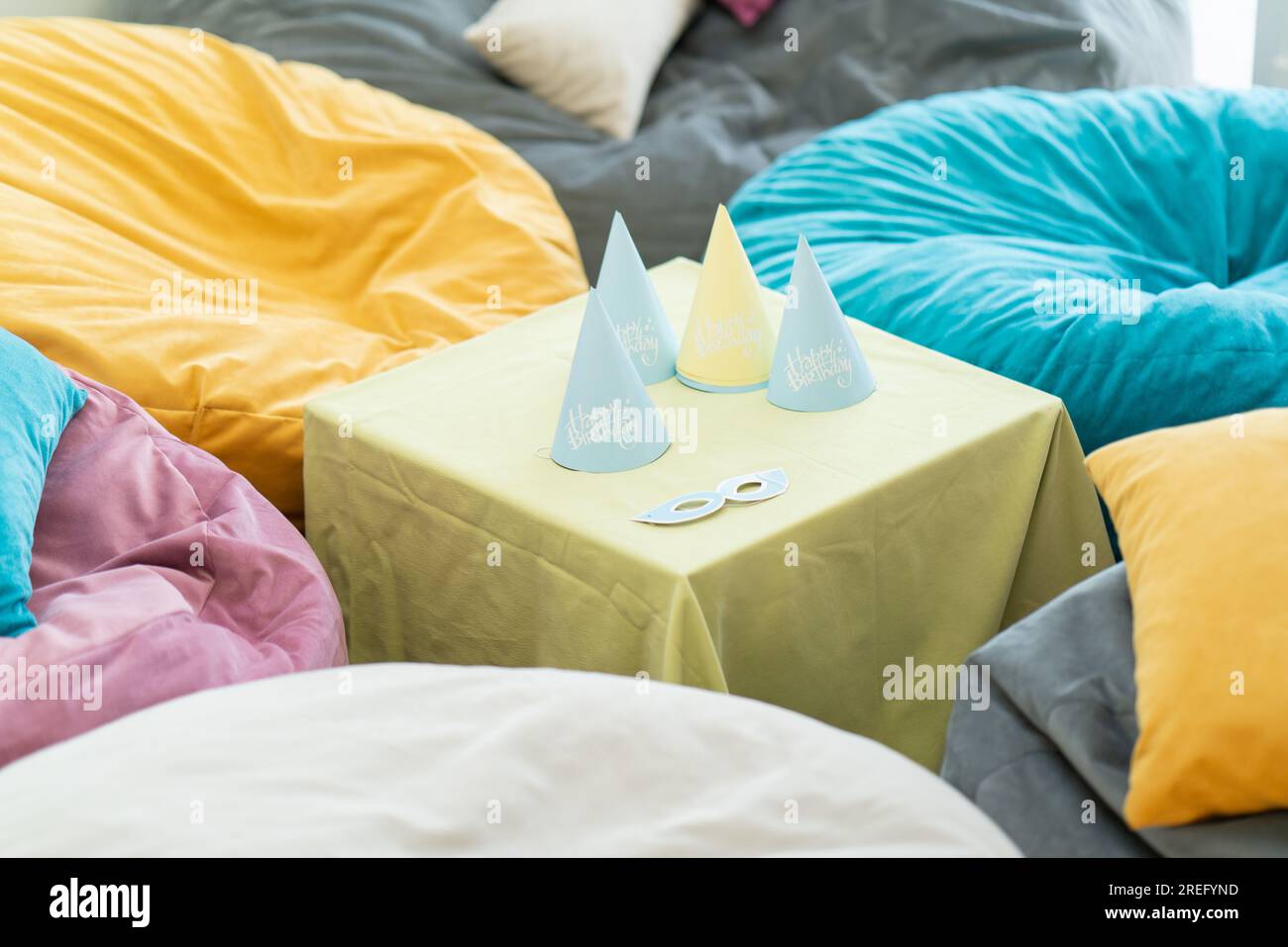 birthday setup background Stock Photo - Alamy