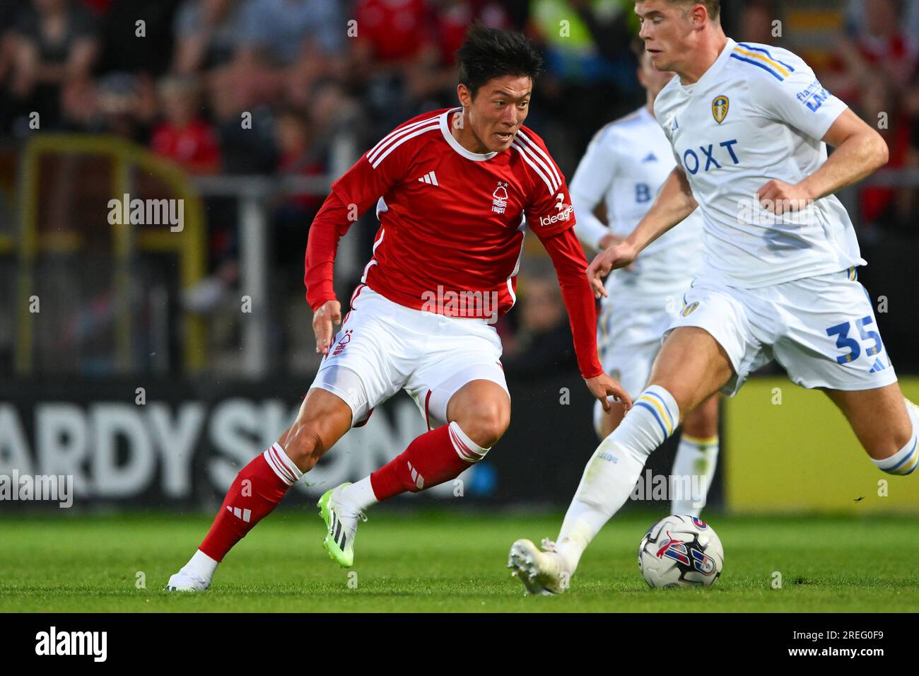 Hwang ui jo nottingham forest hi-res stock photography and images - Alamy