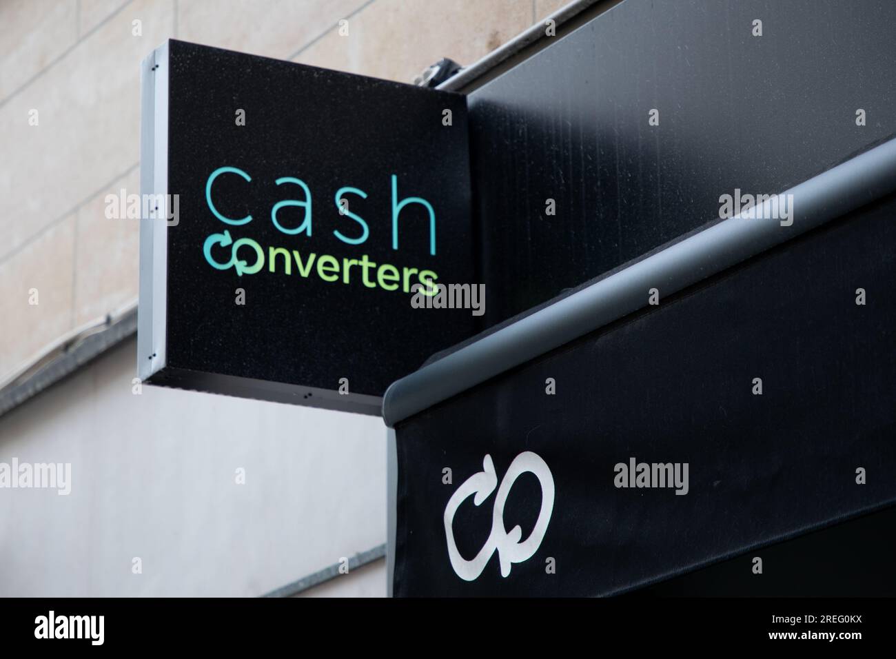 Bordeaux , France - 07 25 2023 : cash converters brand text and logo ...