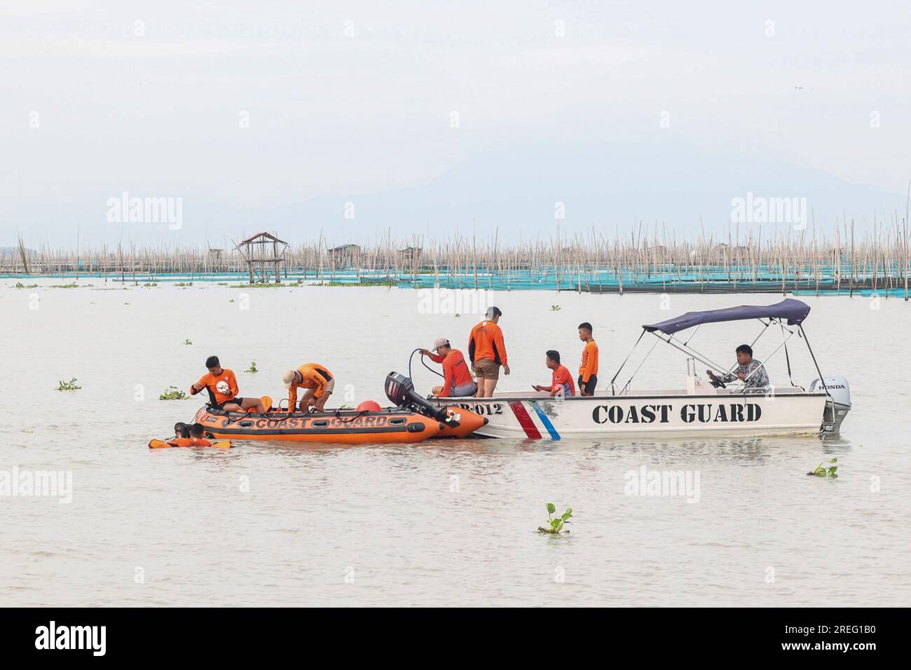 Rizal Province, Philippines. 28th July, 2023. Rescuers from the Philippine Coast Guard (PCG ...