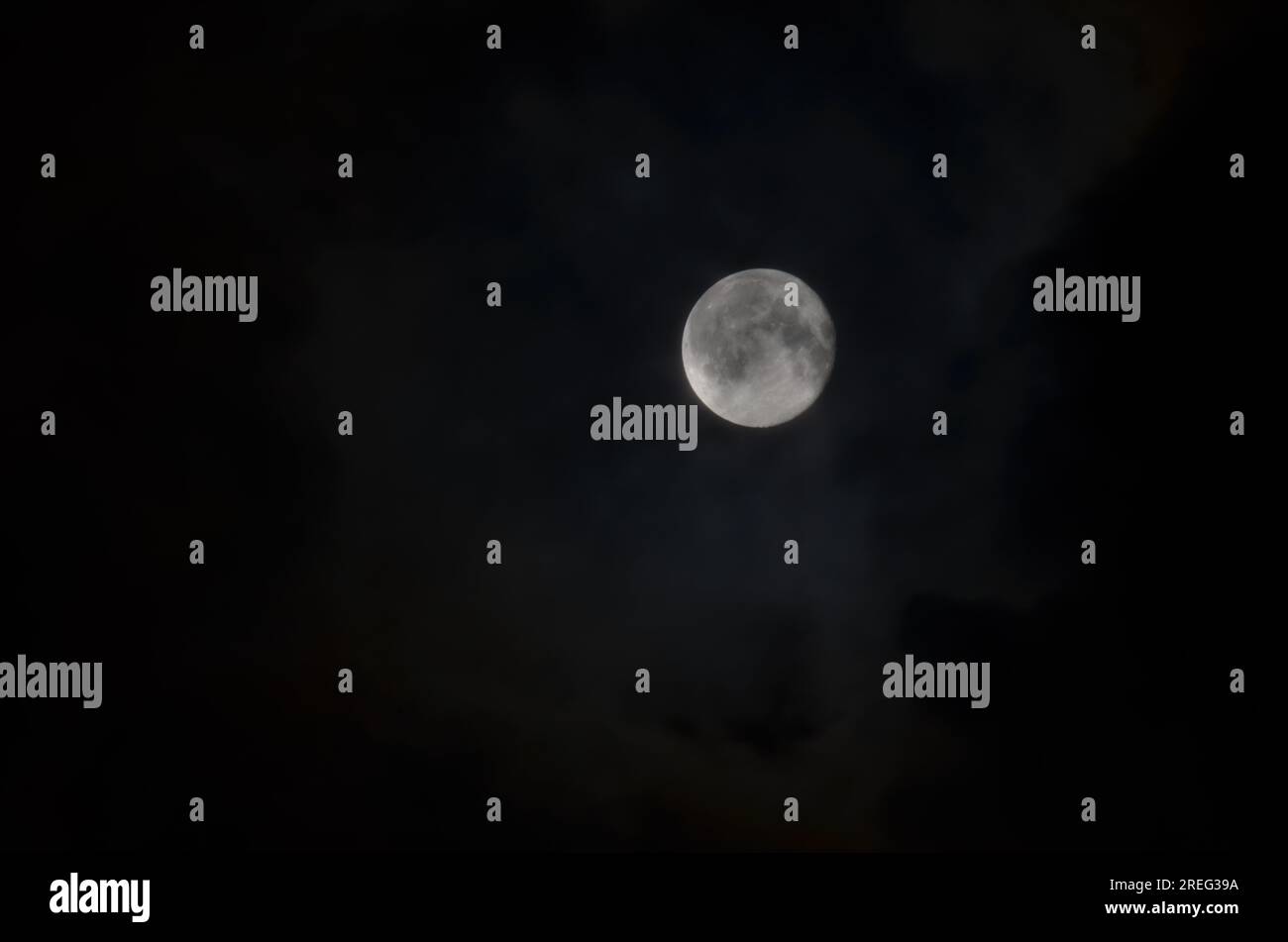 Midnight moon hi-res stock photography and images - Alamy