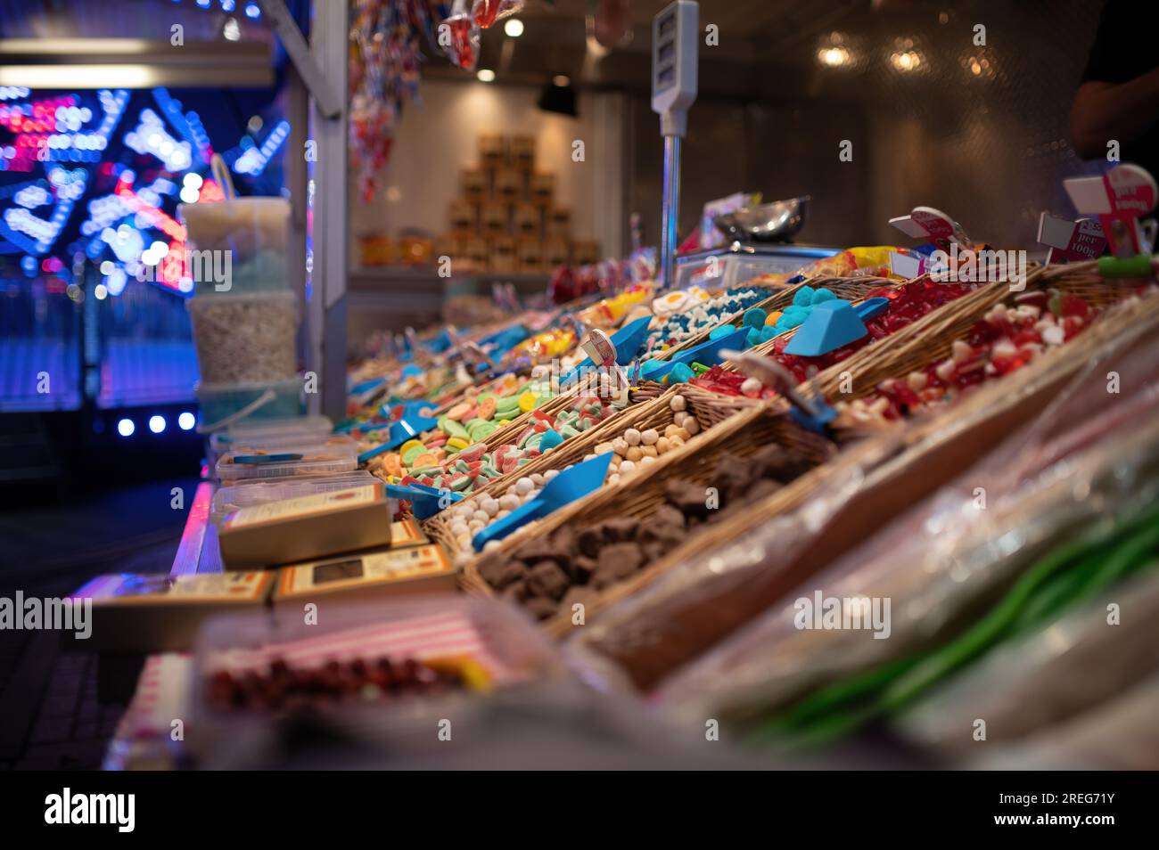 Candy counter hi-res stock photography and images - Alamy