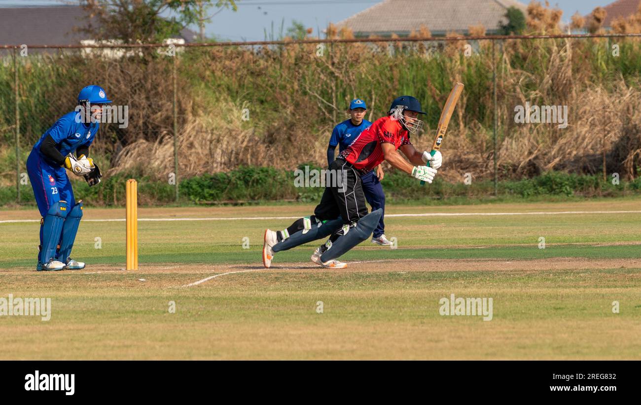 Cricket in bangkok hi-res stock photography and images - Alamy
