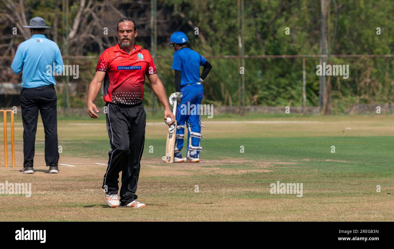 Cricket in bangkok hi-res stock photography and images - Alamy