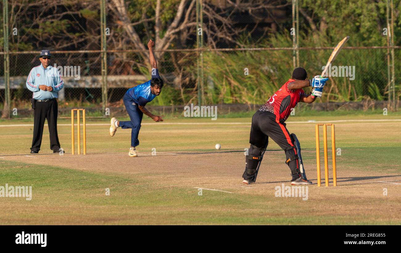 Bangkok cricket hi-res stock photography and images - Alamy