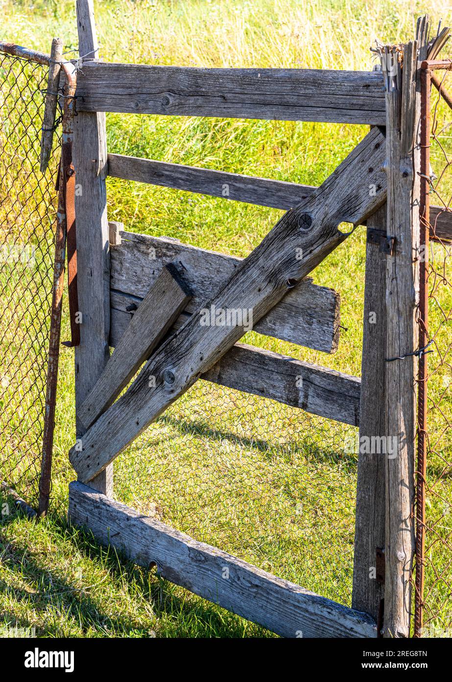 Dog iron ranch house hi-res stock photography and images - Alamy
