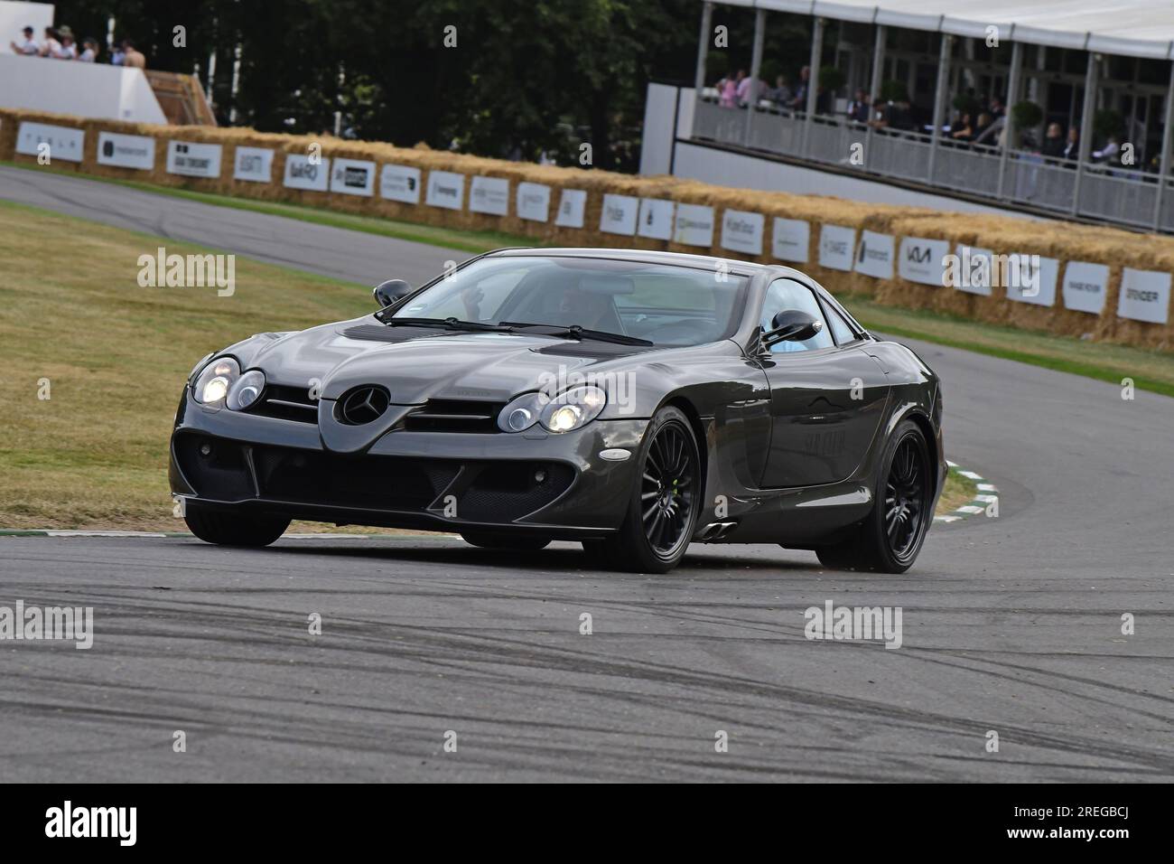 Mercedes-Benz SLR, Mercedes-Benz SLR Club, members taking these iconic ...