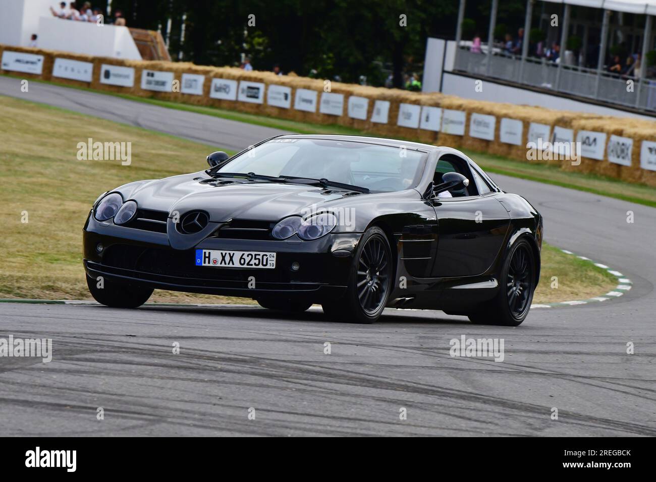 Mercedes-Benz SLR, Mercedes-Benz SLR Club, members taking these iconic ...